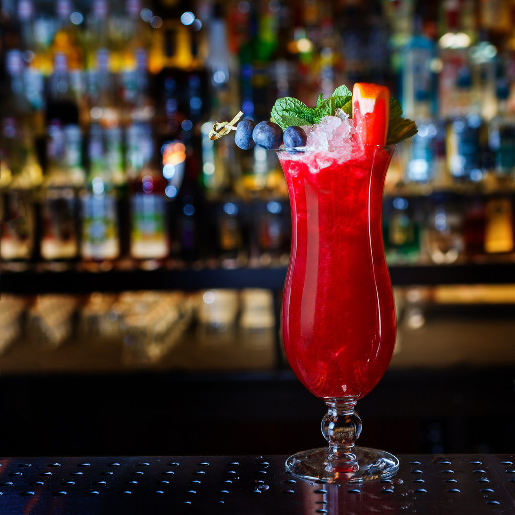 The Best Tiki Drinks For Summer '19, According To Bartenders