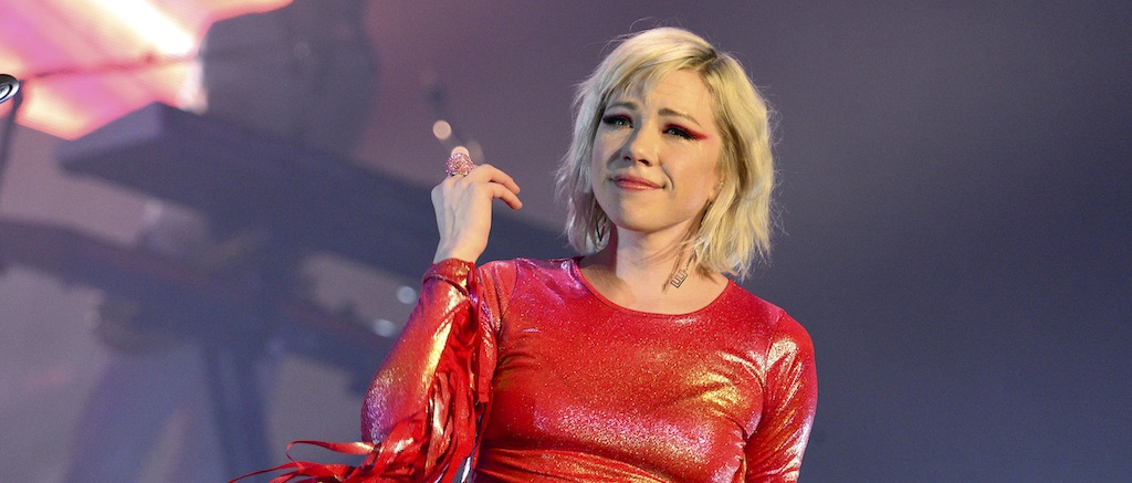 Carly Rae Jepsen Honors No Doubt's 'Don't Speak' With A Faithful Cover