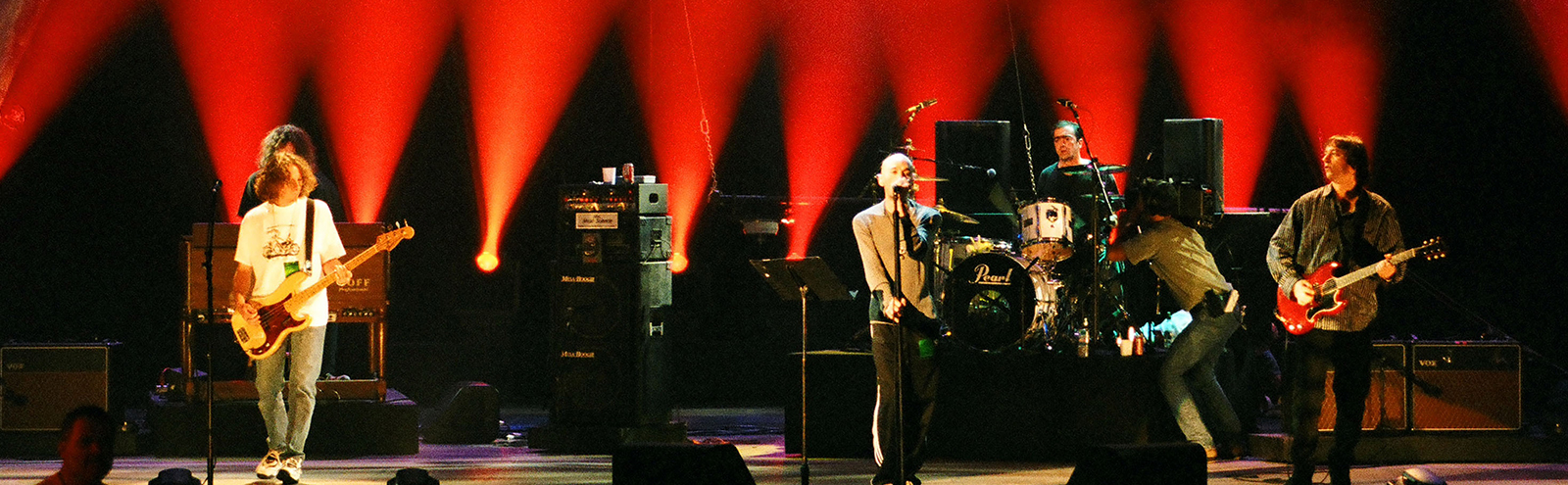 How R.E.M.'s 'Monster' Signaled The End Of Alternative Rock