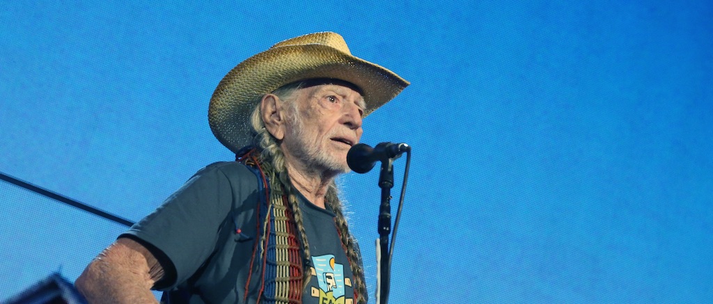 Willie Nelson Has Quit Smoking Marijuana