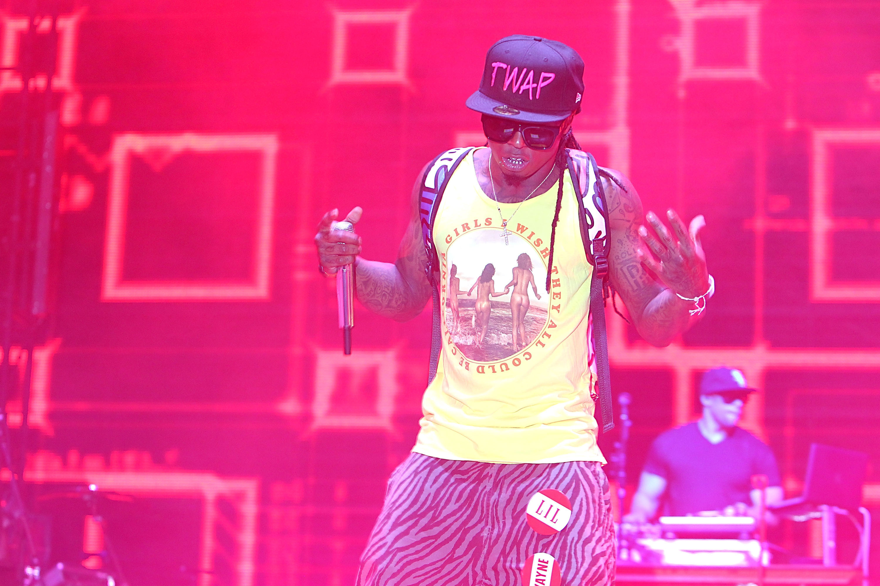 Is Leaving The Sizing Sticker On Your Baseball Cap Still Cool In 2020?