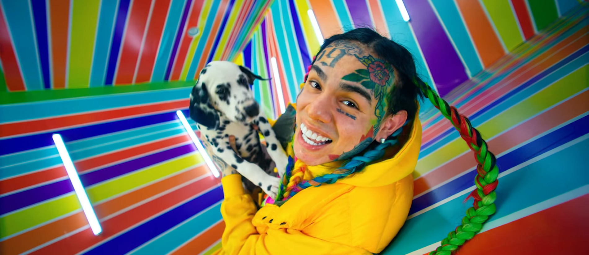 Tekashi 69 Praises Pop Smoke As A 'Great Talent' During A Livestream