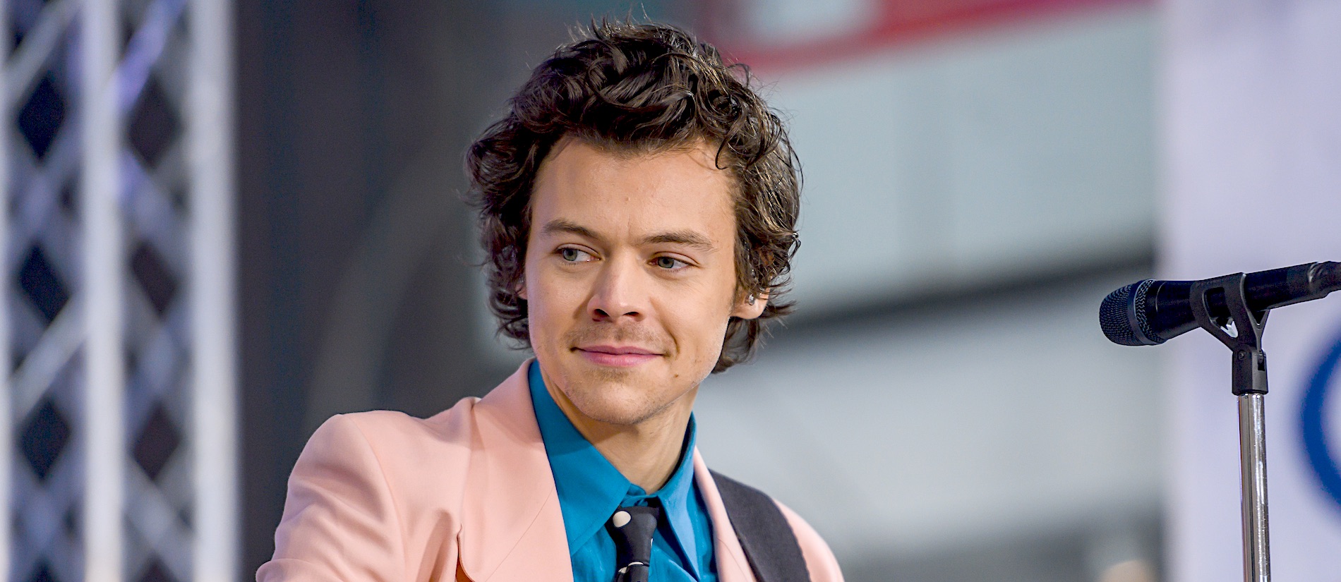Harry Styles And Olivia Wilde Are Apparently Dating Now