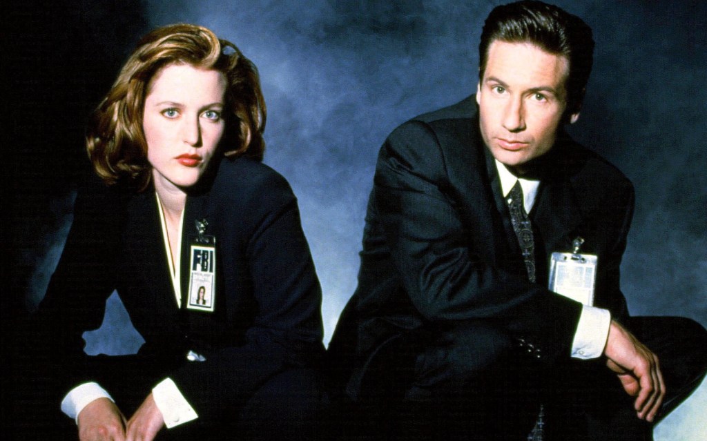 'The X-Files' Cast Reunited To Provide Lyrics To Eerie Theme Song