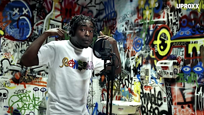 10Cellphones — “Lean” (Live Performance) – UPROXX