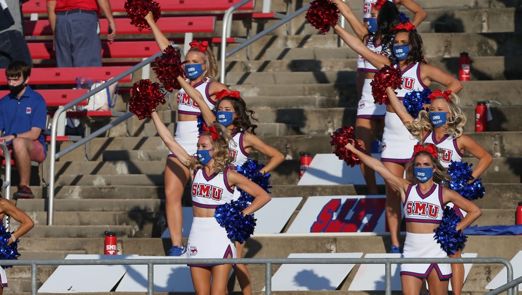 SMU's Entire Student Section Got Kicked Out For Not Wearing Masks