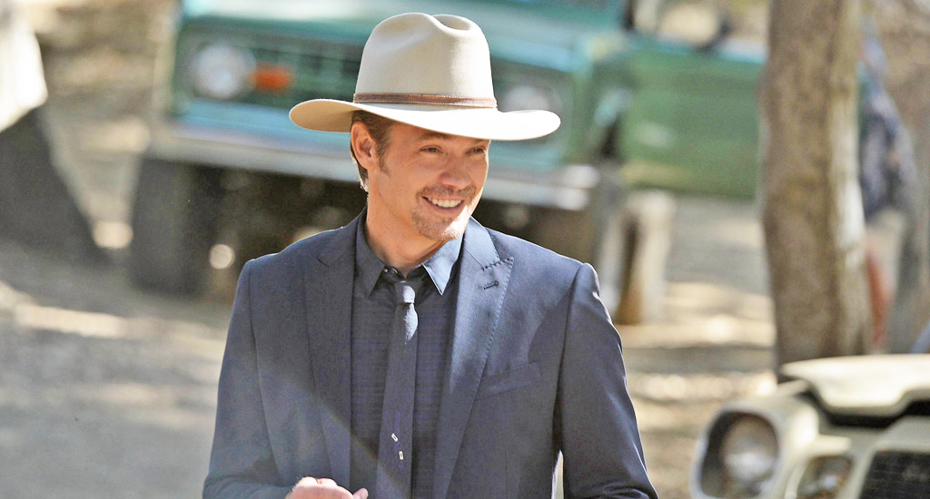 Timothy Olyphant's Top 5 Lawman Roles, Including 'The Mandalorian'