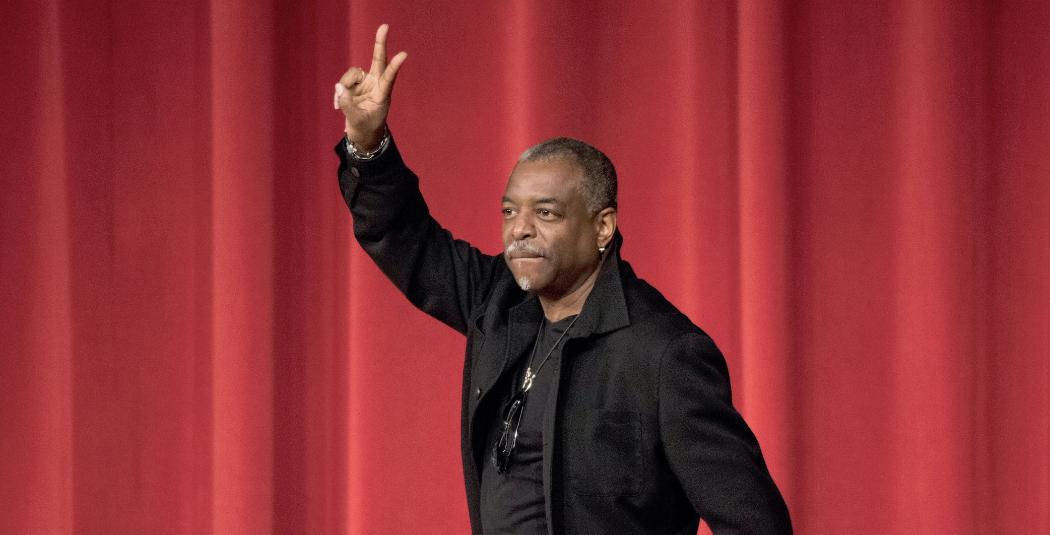 LeVar Burton Slams Keith Olbermann For Comparing Trump To Kunta Kinte