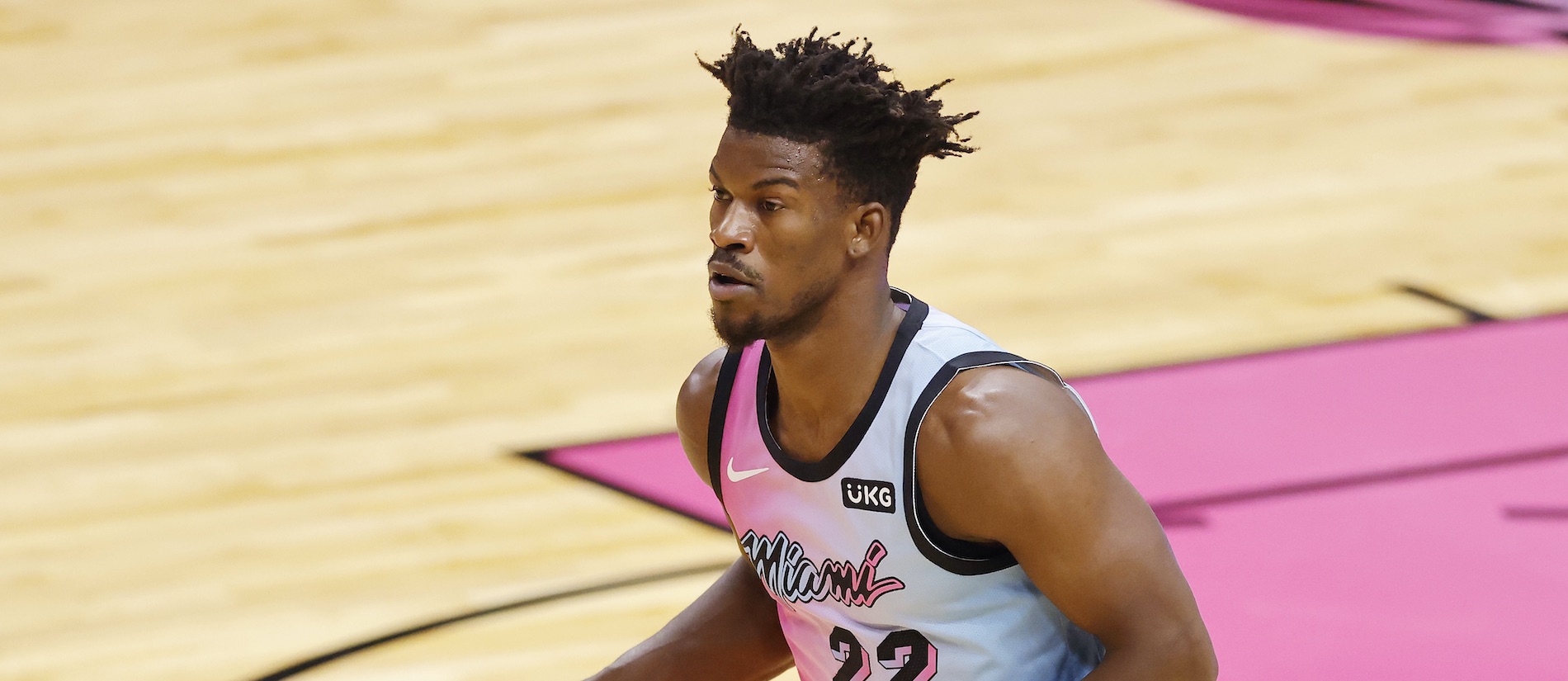 Taylor Swift Loves Jimmy Butler Singing And Dancing To Her Music