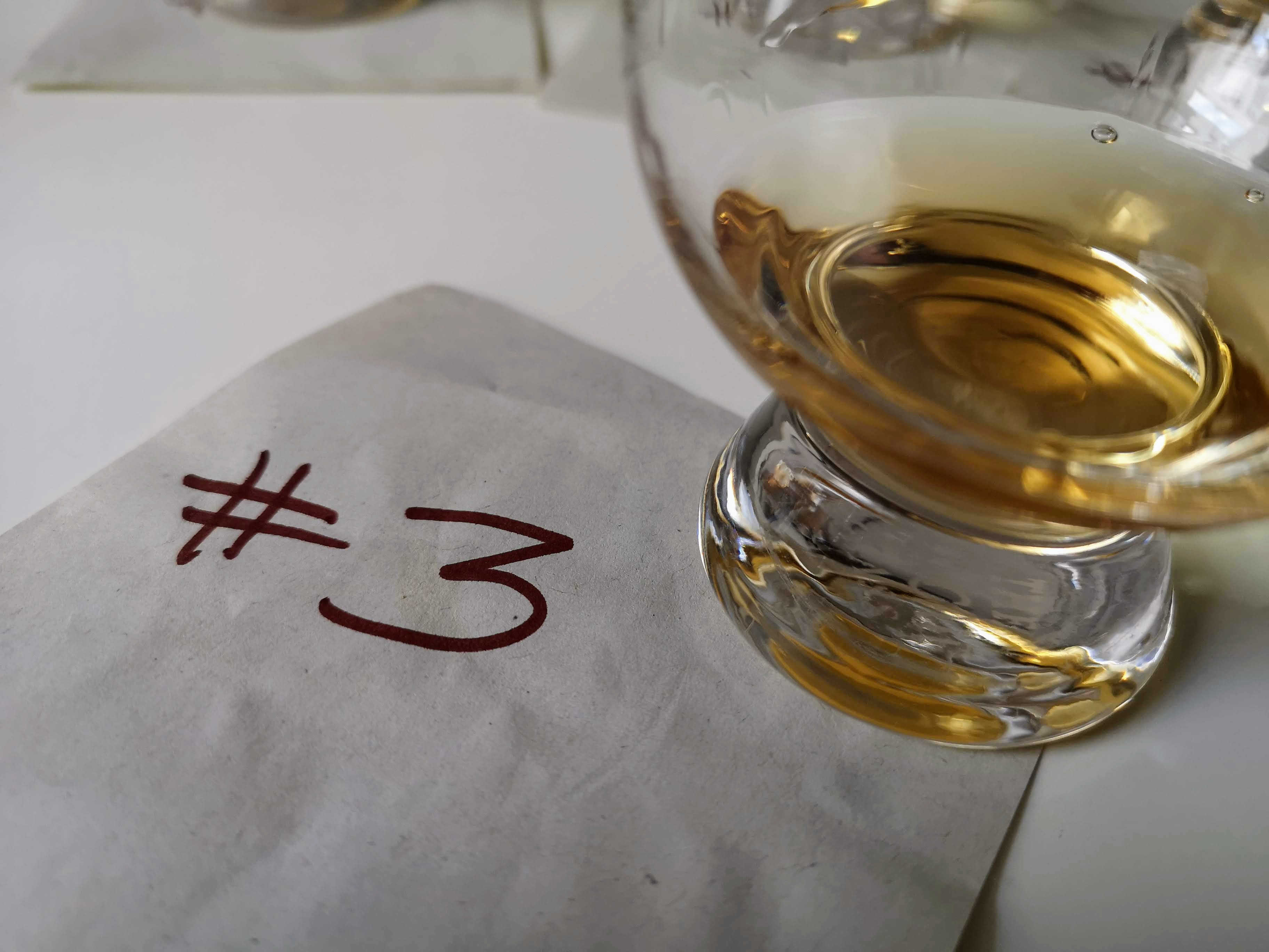 Flavored Whiskey Blind Taste Test -- Jim Beam Vs. Jack Daniels