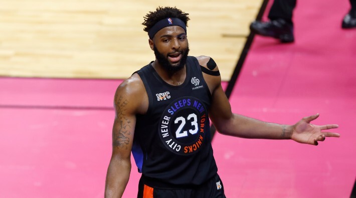 Mitchell Robinson Suffered A Fractured Foot