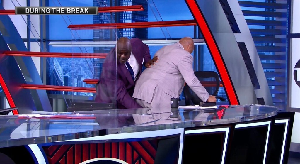 Shaq Punched Out Charles Barkley's Hamstring Cramp On 'Inside The NBA'