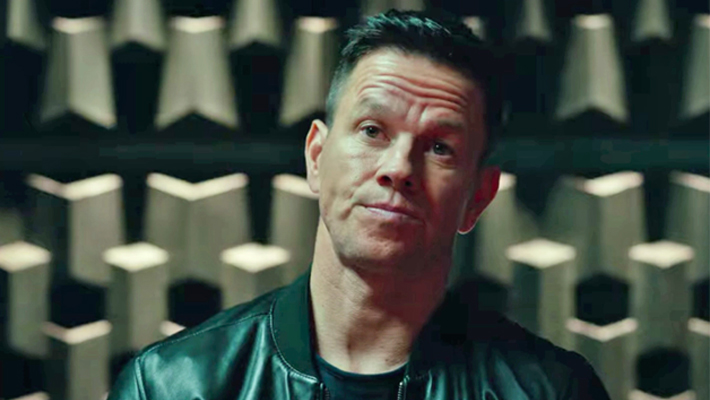 What's On Tonight: It's Mark Wahlberg Vs. An Airplane In 'Infinite'