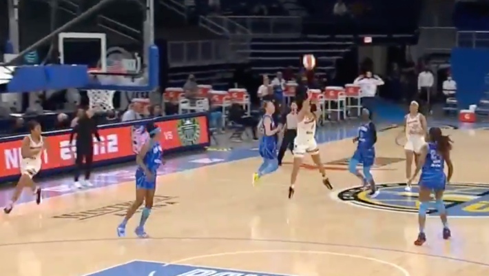 Kia Nurse's halfcourt euro-step shot is a WNBA must-watch