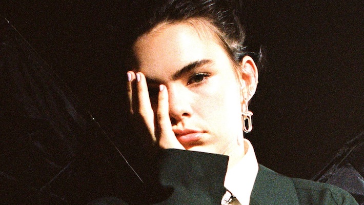 Benee Puts A Lo-Fi Spin On Gotye's Hit 'Somebody That I Used To Know'