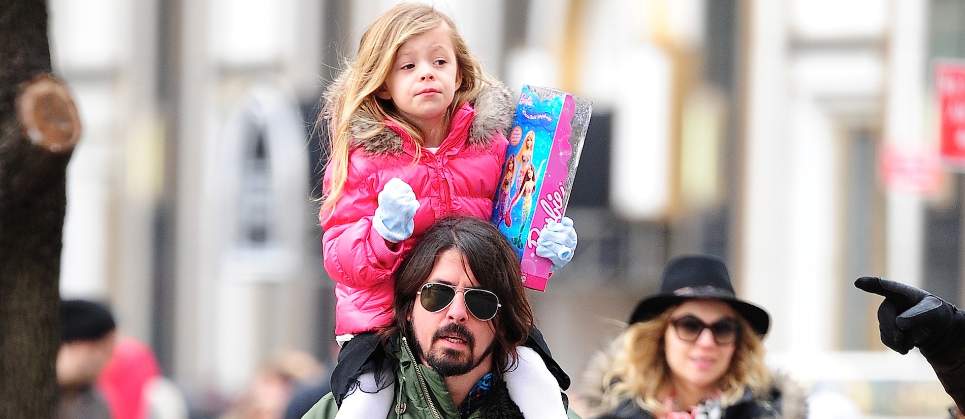 Dave Grohl Flew From Australia To LA For A Father-Daughter Dance