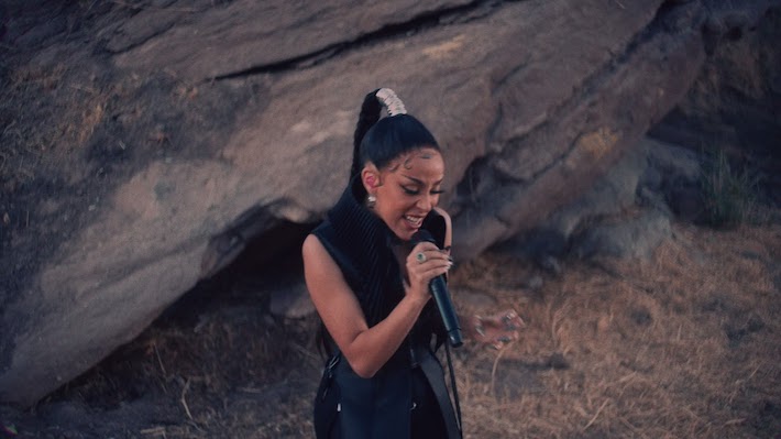 Doja Cat Heads To The Desert For A Live Performance Of 'Need To Know'