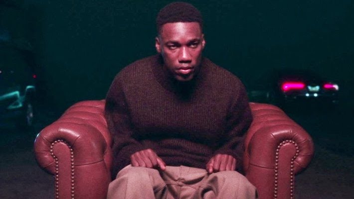 Giveon's 'For Tonight' Video Captures His Push For Brief Intimacy