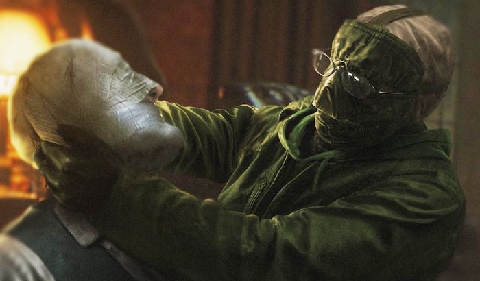 Why Does 'The Batman' Trailer Never Show The Riddler's Face?