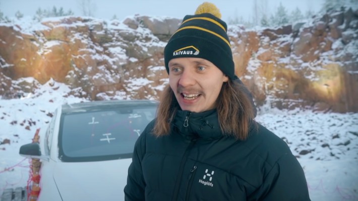 [WATCH] Tesla Owner Blows Up Car Instead Of Paying Repairs