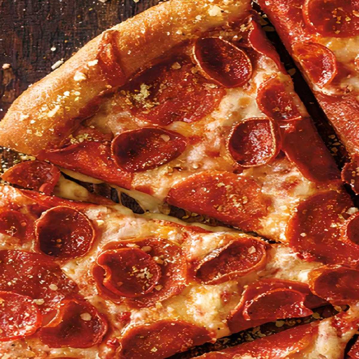 The 15 Best Big Pizza Chains, Ranked (2024) -- UPROXX