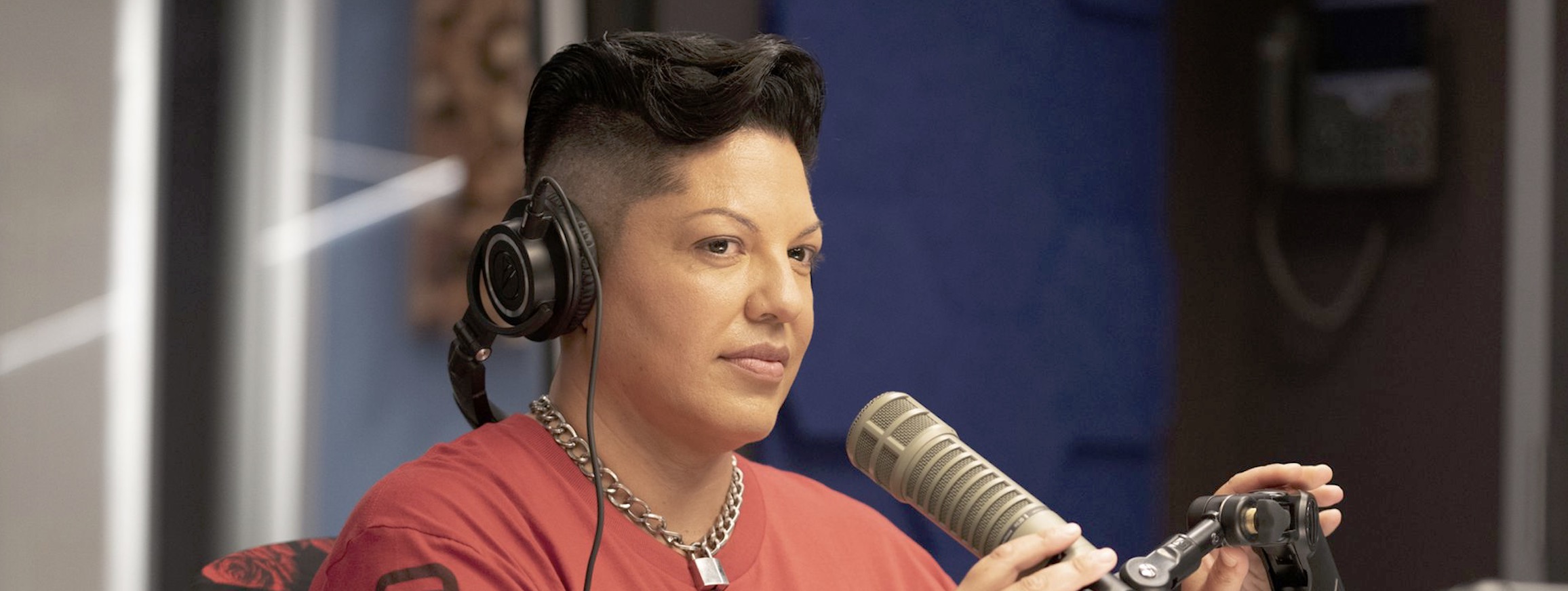 Sara Ramirez Is Leaving 'And Just Like That...' As Che Diaz