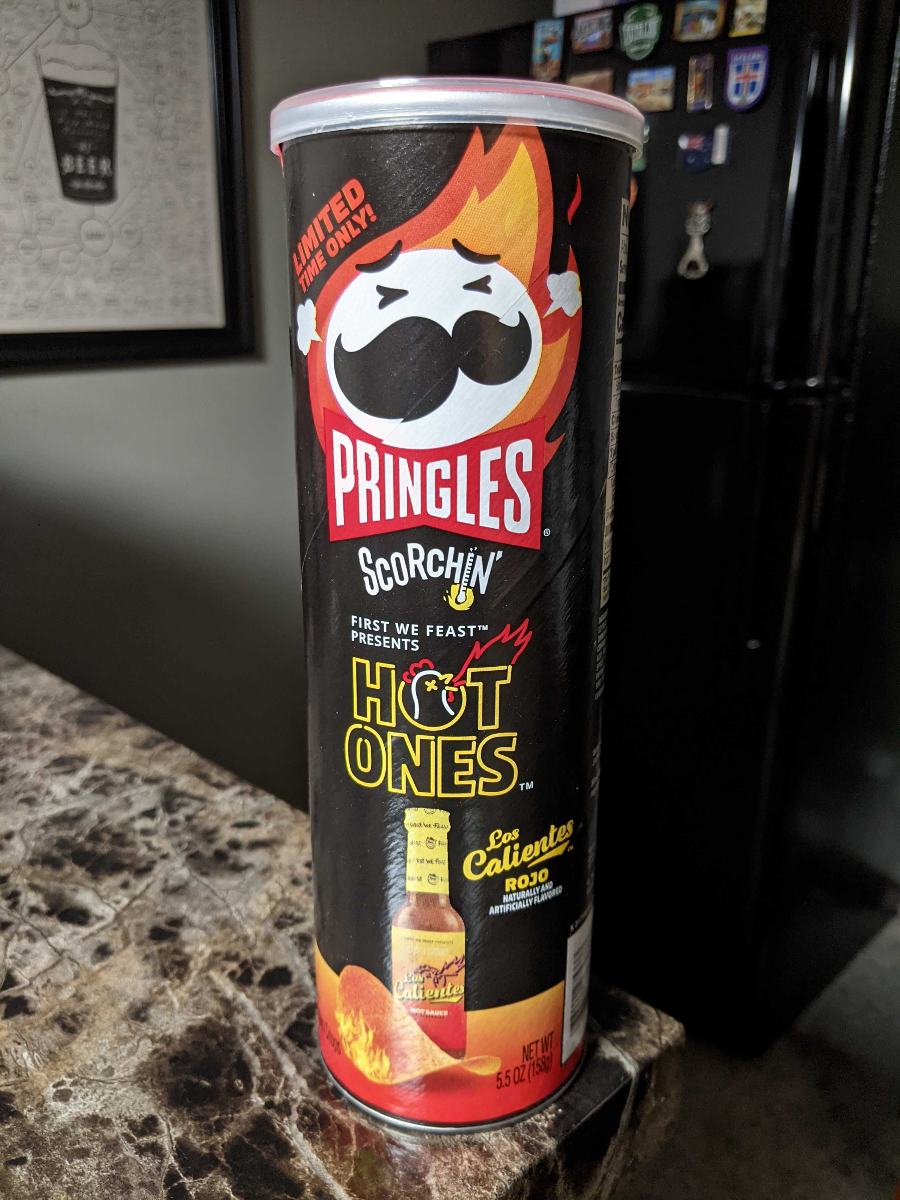 Honest Review: Pringles Scorchin’ Hot Ones Chips