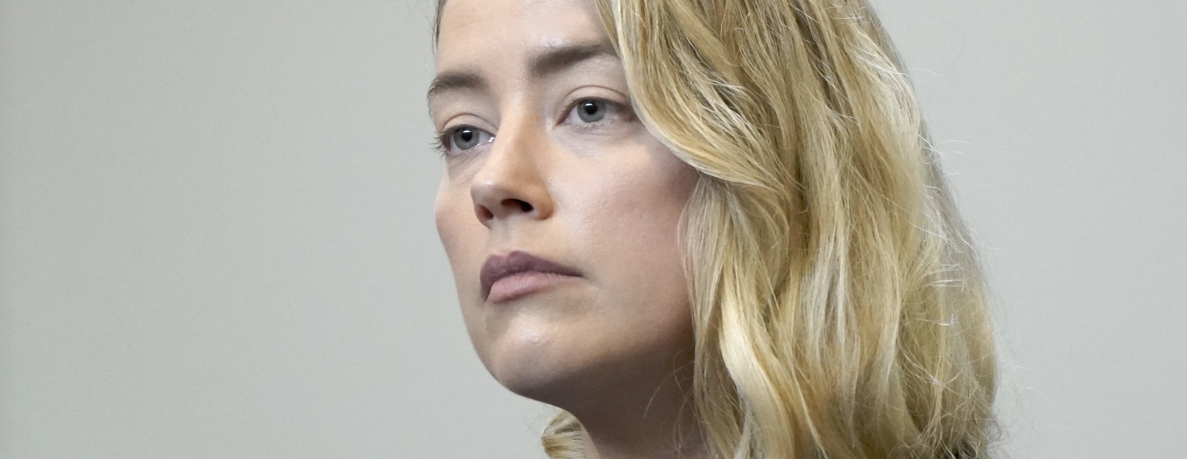 Amber Heard Seeks Mistrial Over Wrong Juror Showing Up