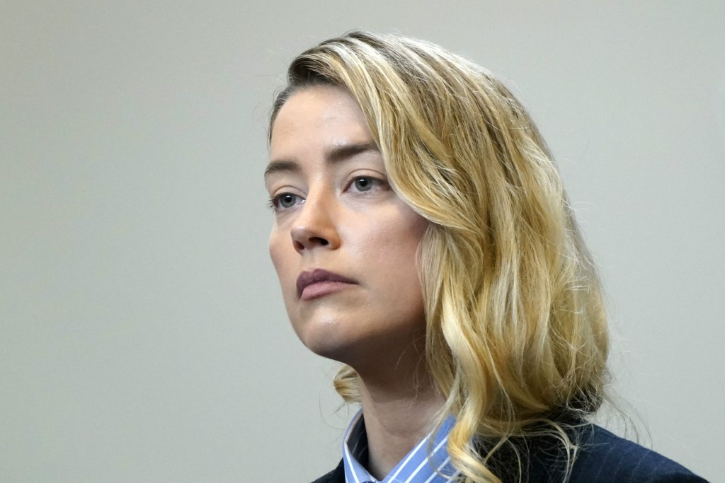 Amber Heard Seeks Mistrial Over Wrong Juror Showing Up