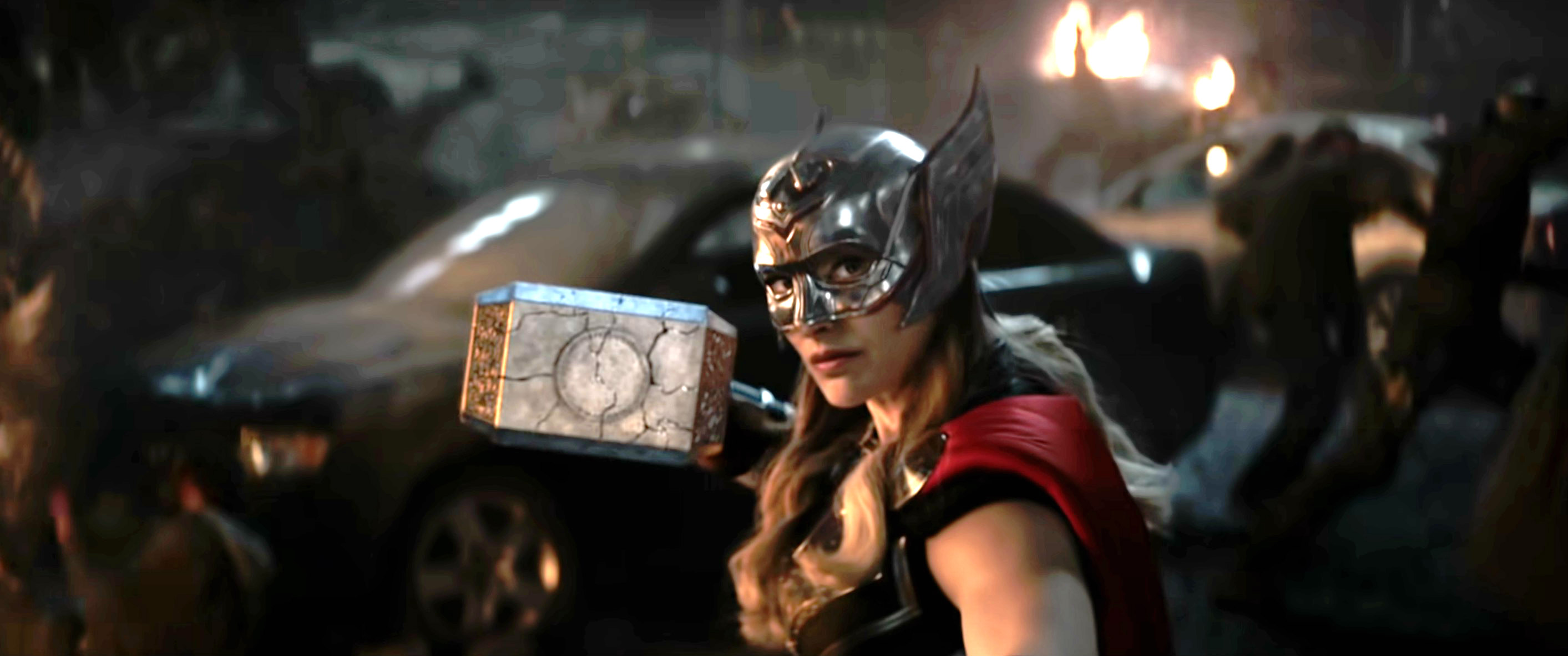 Natalie Portman Explains How She Got Ripped For 'Thor 4'