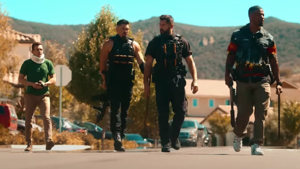 'Day Shift' Trailer: Watch Jamie Foxx & Snoop Fight Vampires