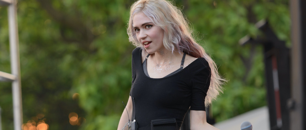 Grimes' Mother Fights With Elon Musk For Family Visitation