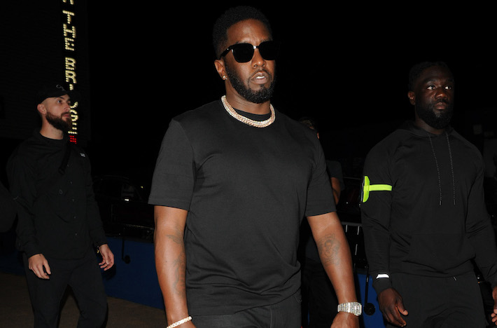 Diddy Gets Some Production Advice From Dr. Dre In The Studio