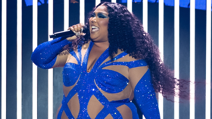Lizzo Will Perform On The Last Saturday Night Live Episode Of The Year