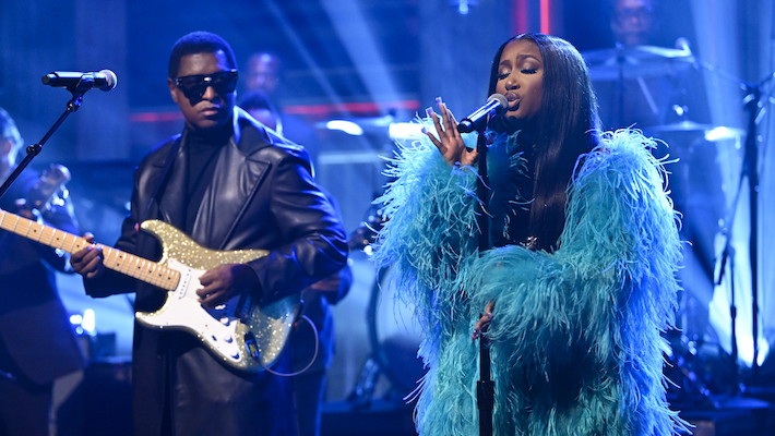 Baby Tate And Babyface Perform 'Don't Even Think About It'