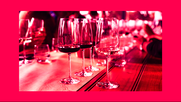 How To Taste Wine Like A Wine Writer, Once And For All