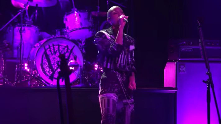 Willow Performs 'Curious/Furious' On 'Saturday Night Live'