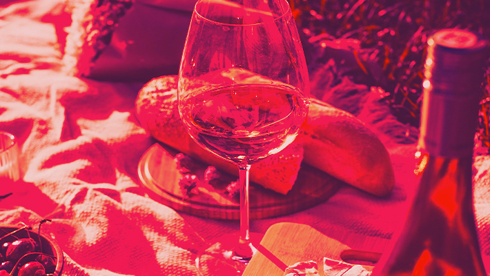 How To Taste Wine Like A Wine Writer, Once And For All