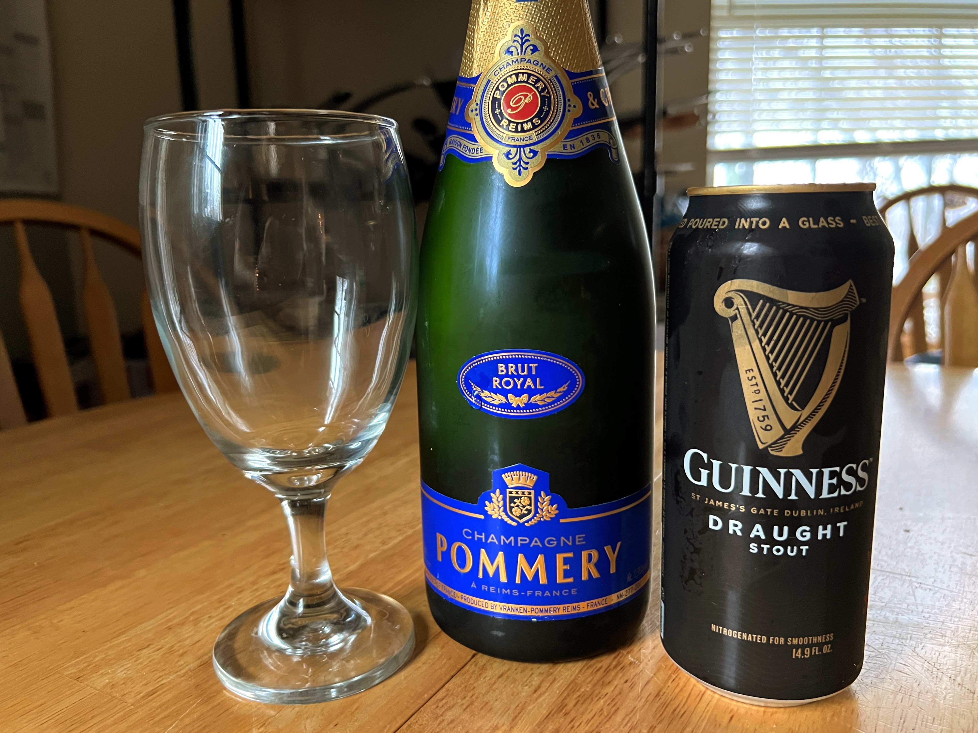 Black Velvet Cocktail Recipe with Guinness and Champagne