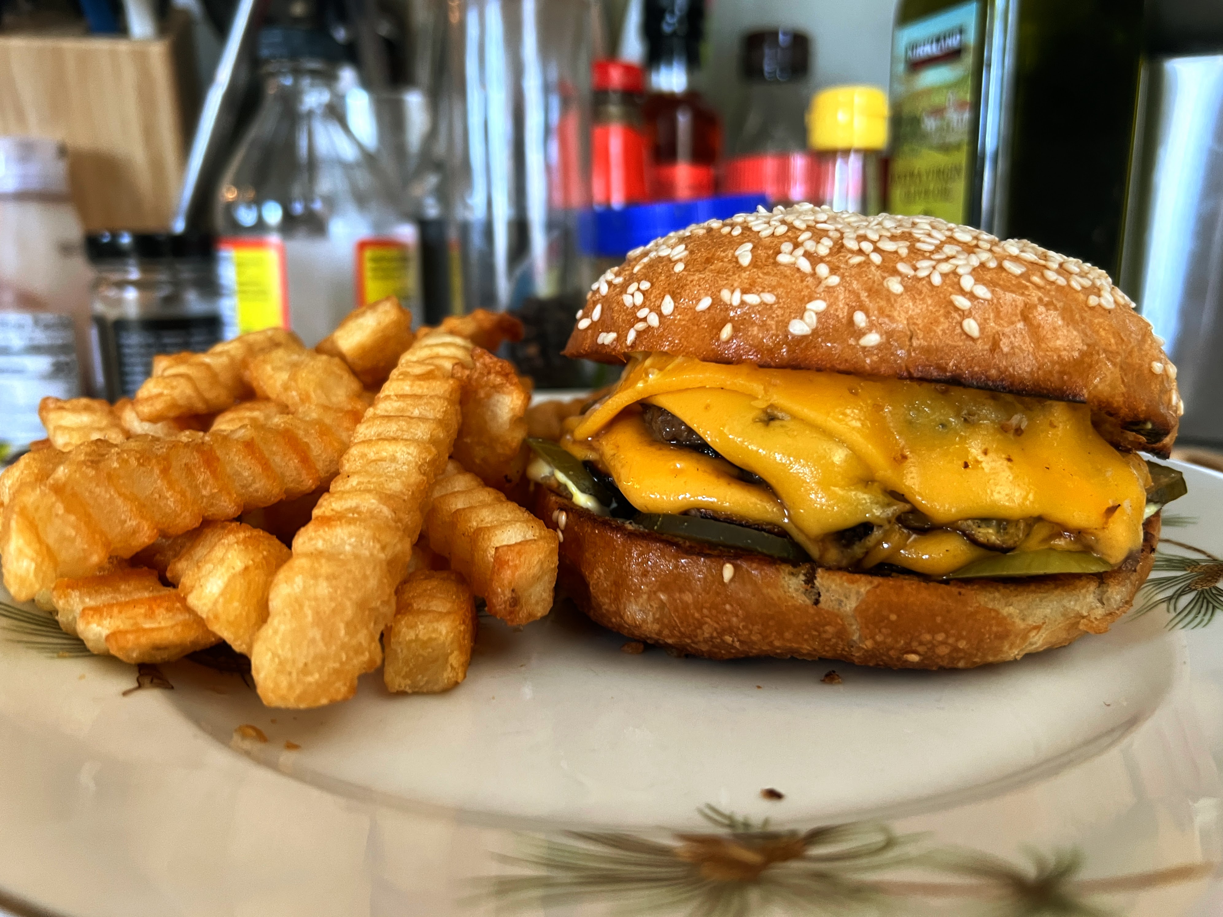 The Perfect Cheeseburger Recipe From 'The Menu'