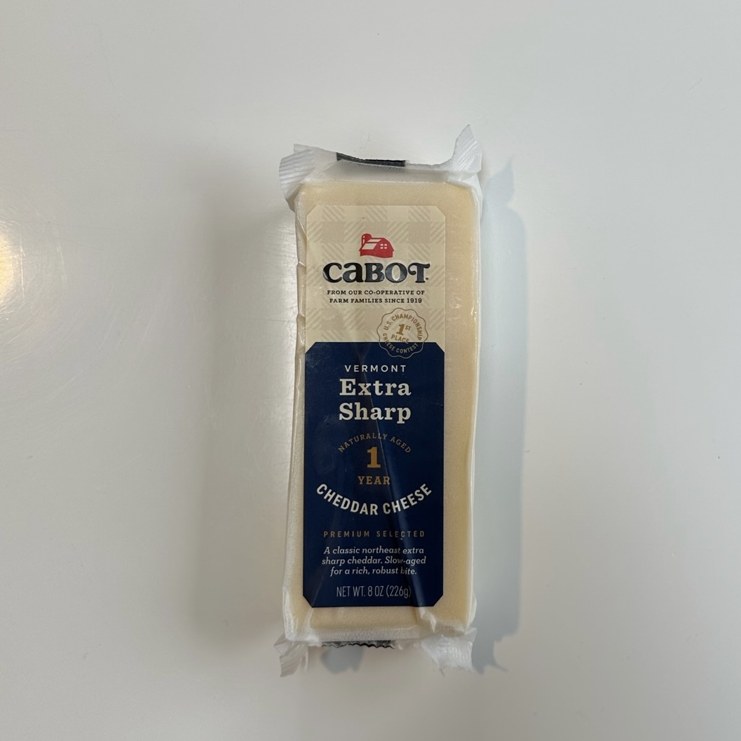 21 Best Sharp Cheddar Cheeses From Grocery Stores, Ranked