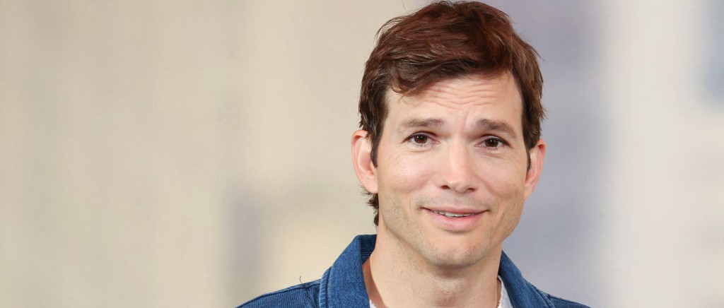 Ashton Kutcher Apologized To Harry Styles For Karaoke Party