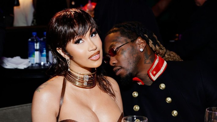 Cardi B Shut Down Rumors That Offset Cheated On Live Stream