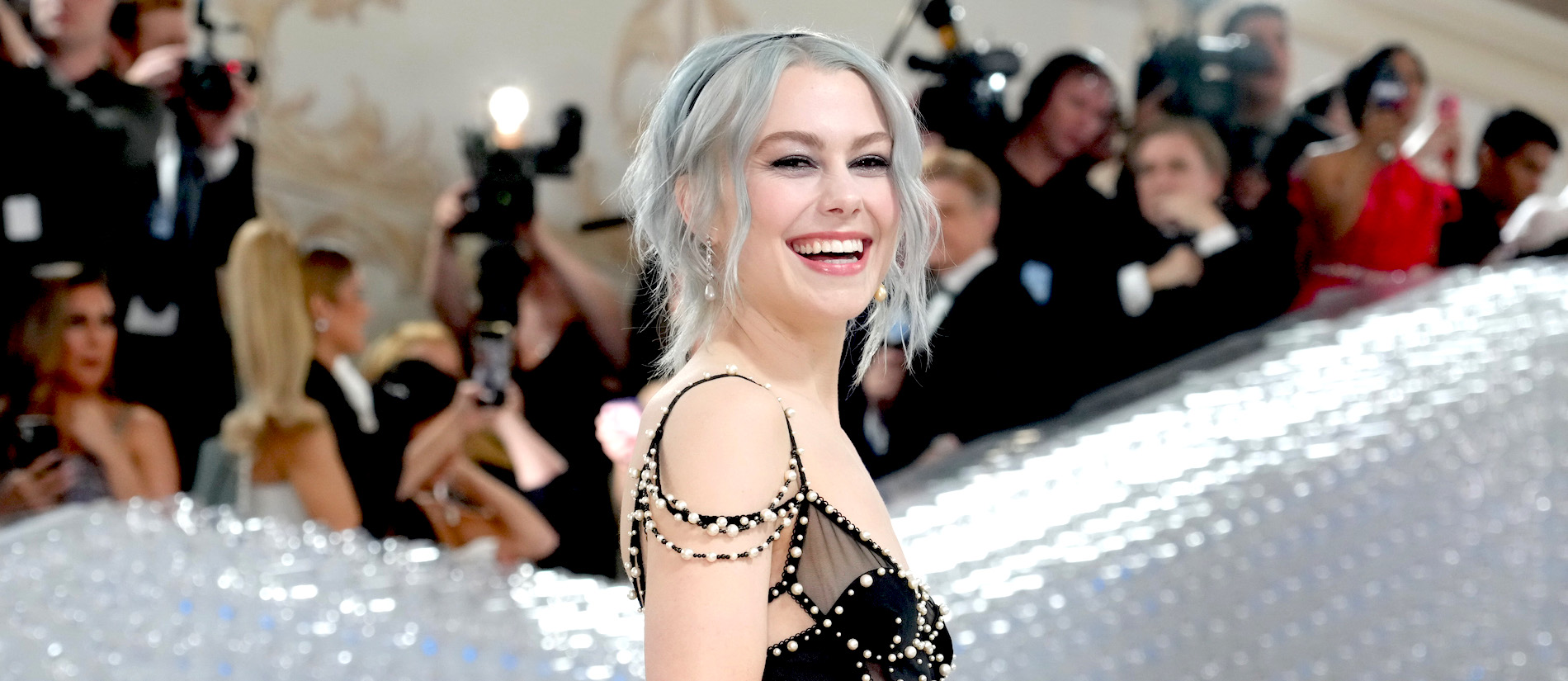 Keith Urban Shared Video Of Phoebe Bridgers, Bo Burnham Kiss