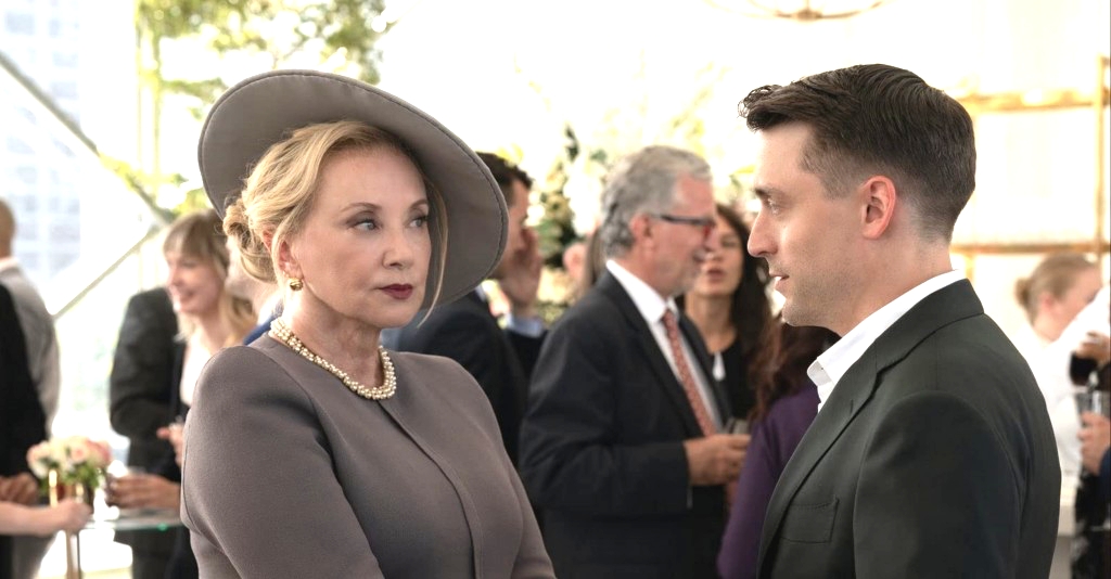 'Succession's J. Smith-Cameron Fueled A Roman-Gerri Theory