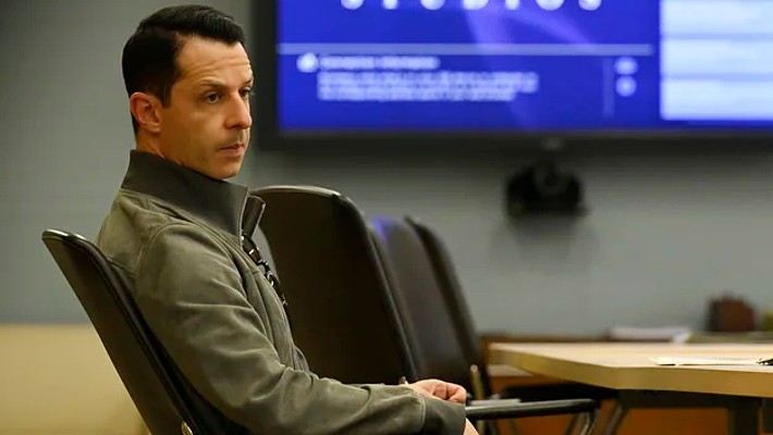 Kendall's Trademark Water Scene Returned To 'Succession'