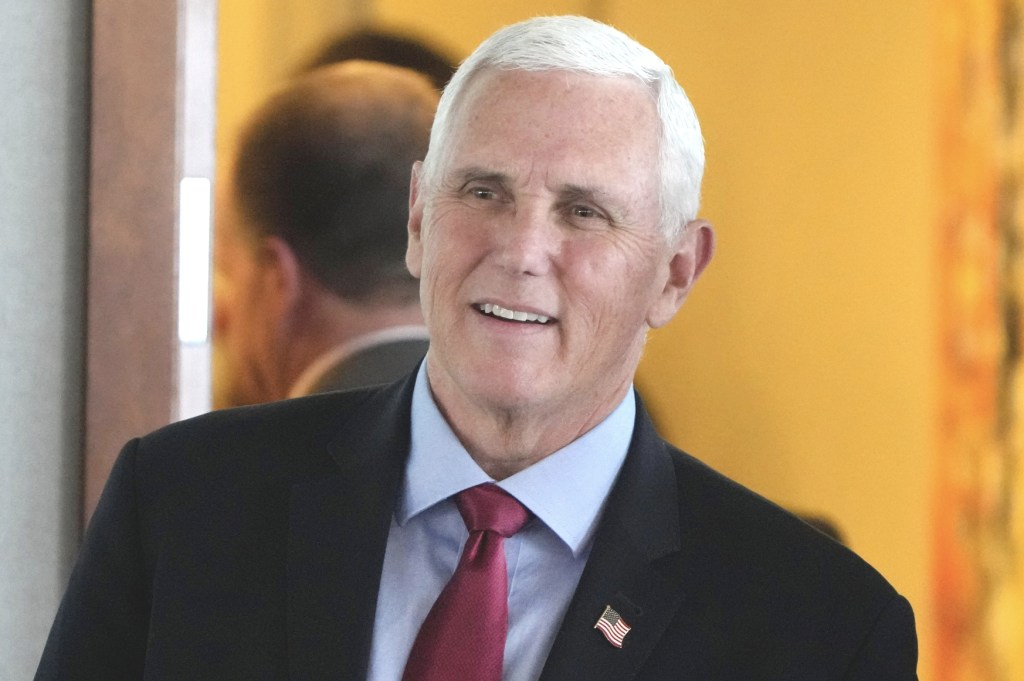 Mike Pence's Very Weird Dunkin' Visit Is Getting Dunked On