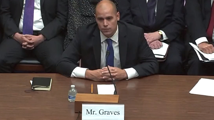 Ryan Graves Blew Minds Discussing Encounters With UFOs