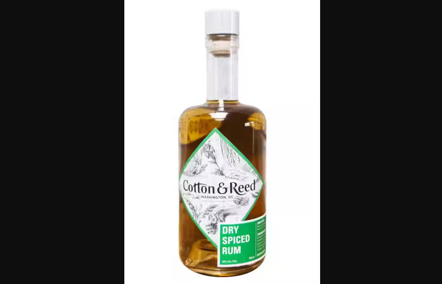 10 Best Spiced Rums To Sip & Mix With, By Bartenders (2023)