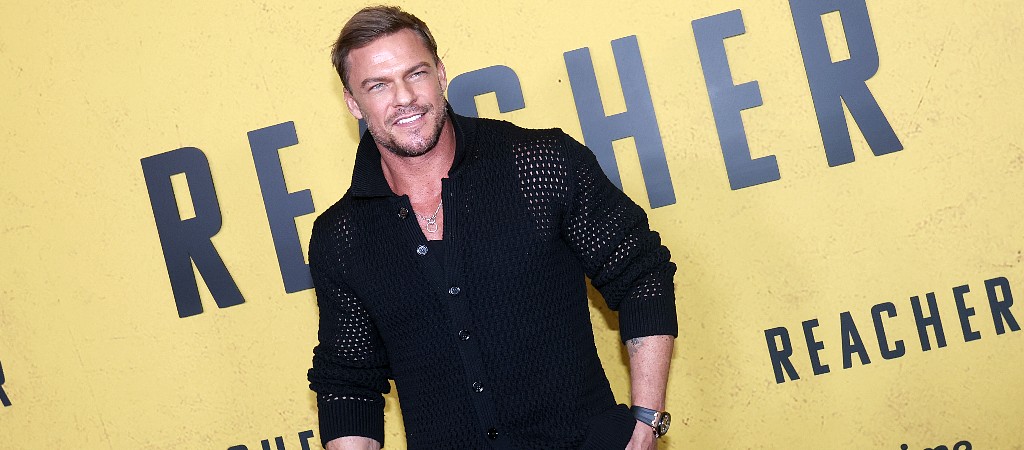 Alan Ritchson Reveals How His Tattoos Disappear On 'Reacher'